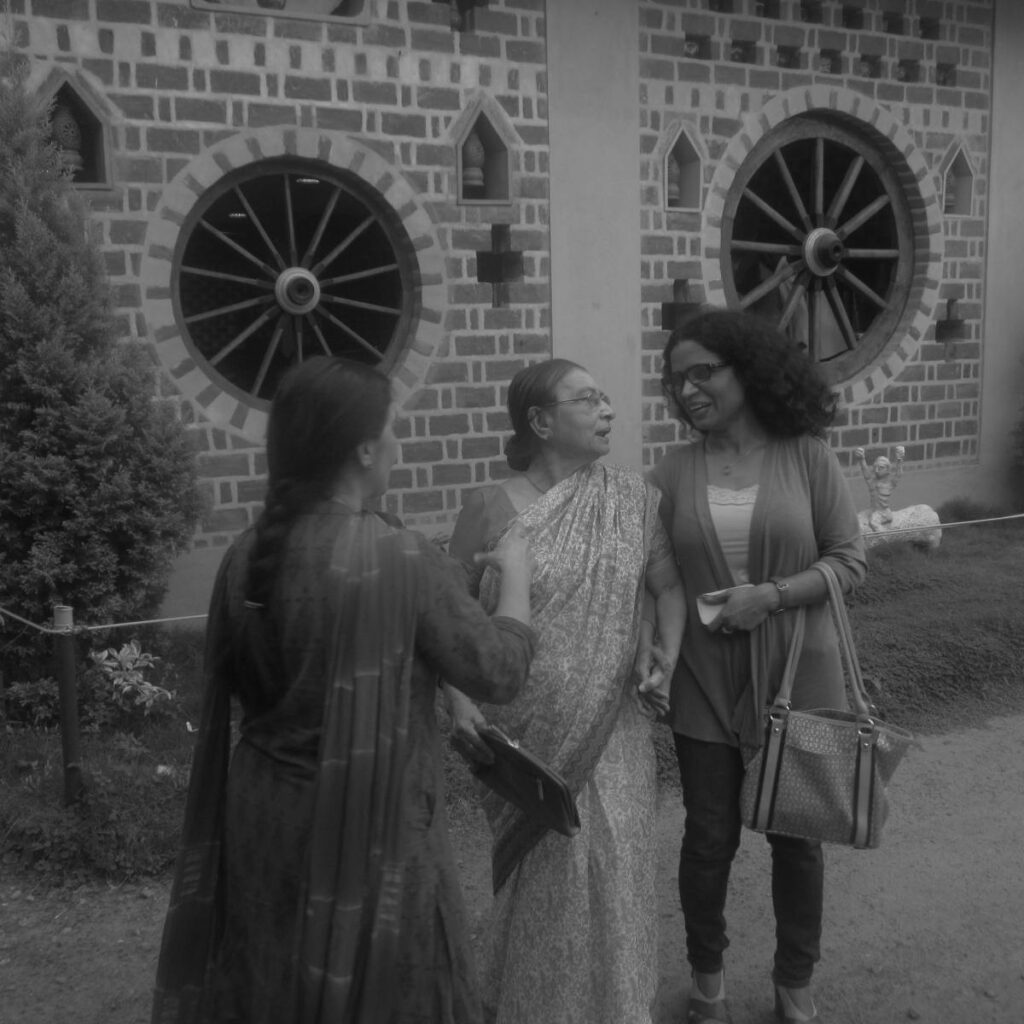 Home - Rethy Devi